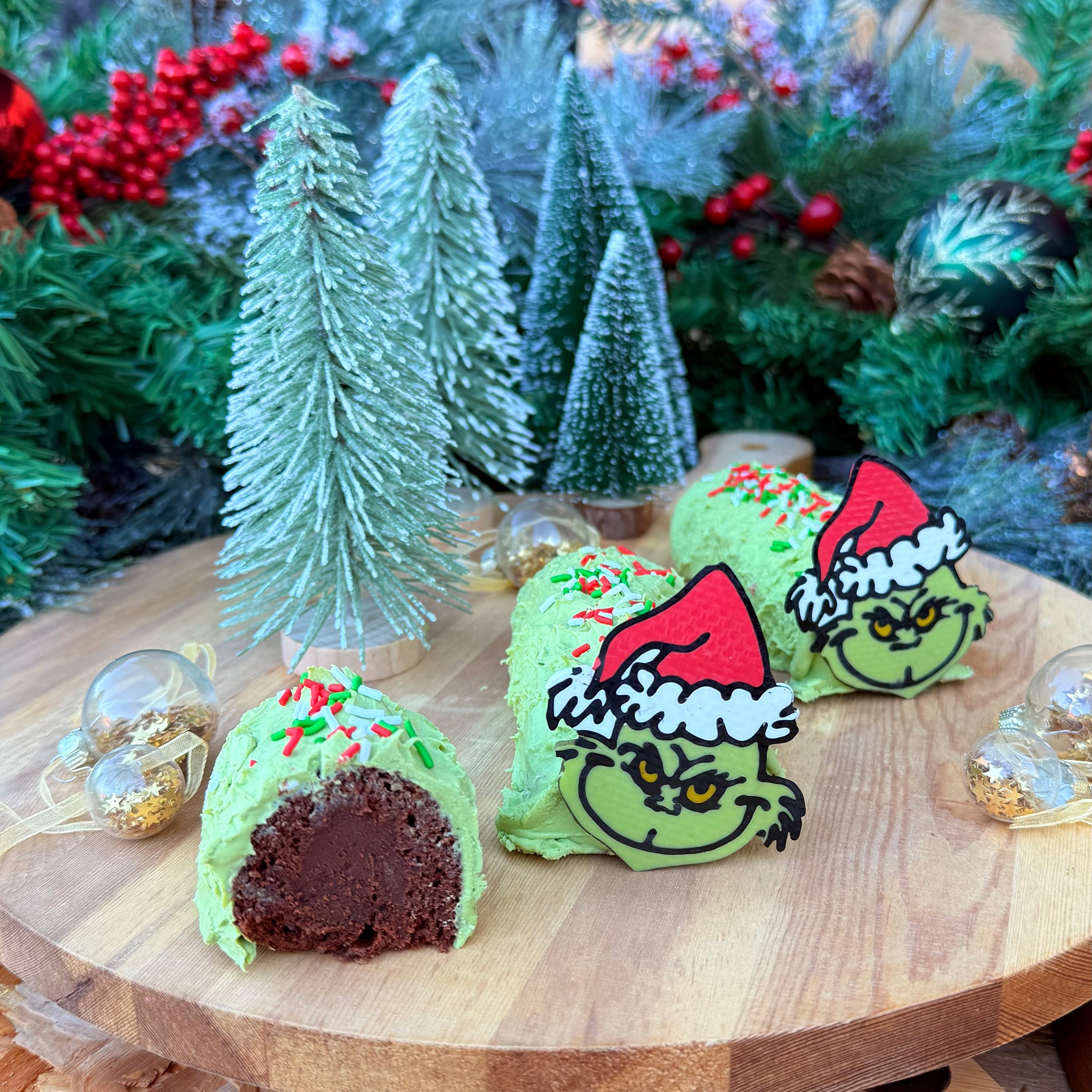 Grinch Yule Log x 2 (GF) – Eatnmess