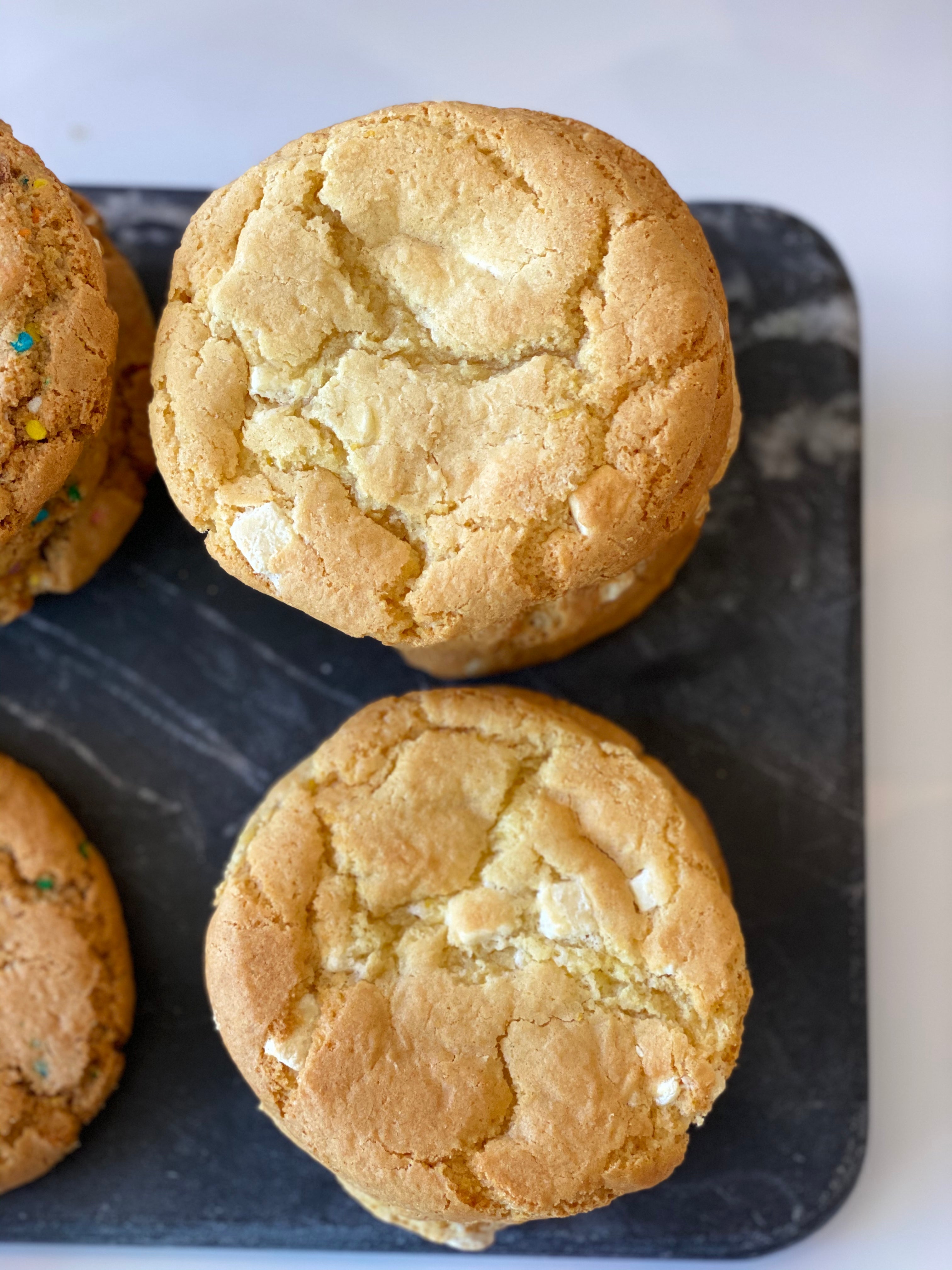 Lemon & White Chocolate Cookie Recipe (GF) – Eatnmess