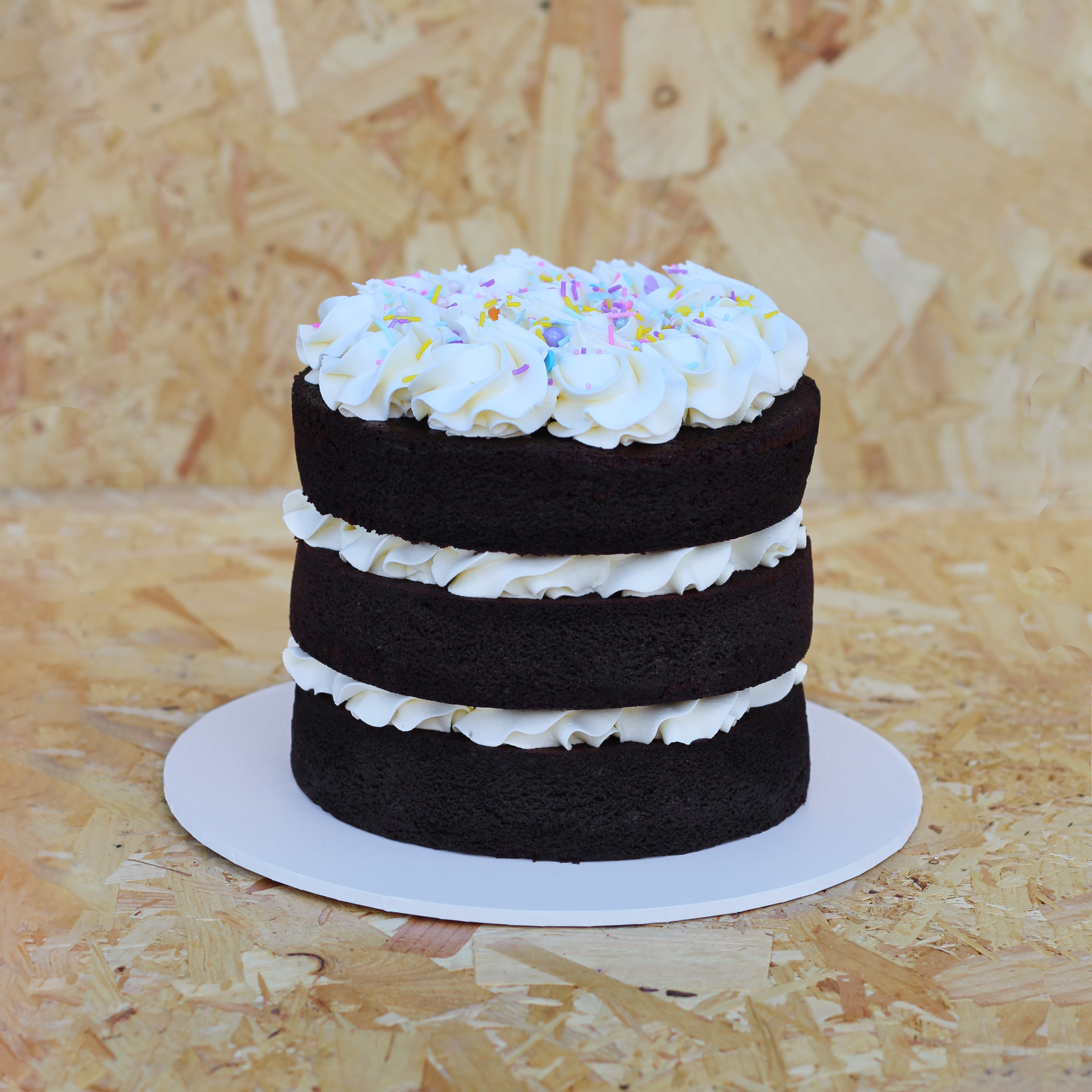 Sticky Chocolate & Vanilla Cake (GF) – Eatnmess